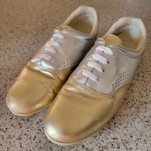 Annie | Shoes | Vtg 9s Annie Metallic Leather Gold Silver Womens ...